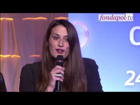 Le progrès, c'est nous ! - Caroline ALES - Barbara CREPEAU - Marlène DA ...